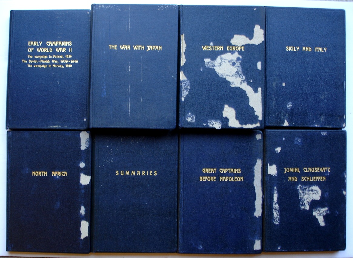 NWU米軍放出品。SSサイズ、日本規格M相当。丸金衣料にて購入